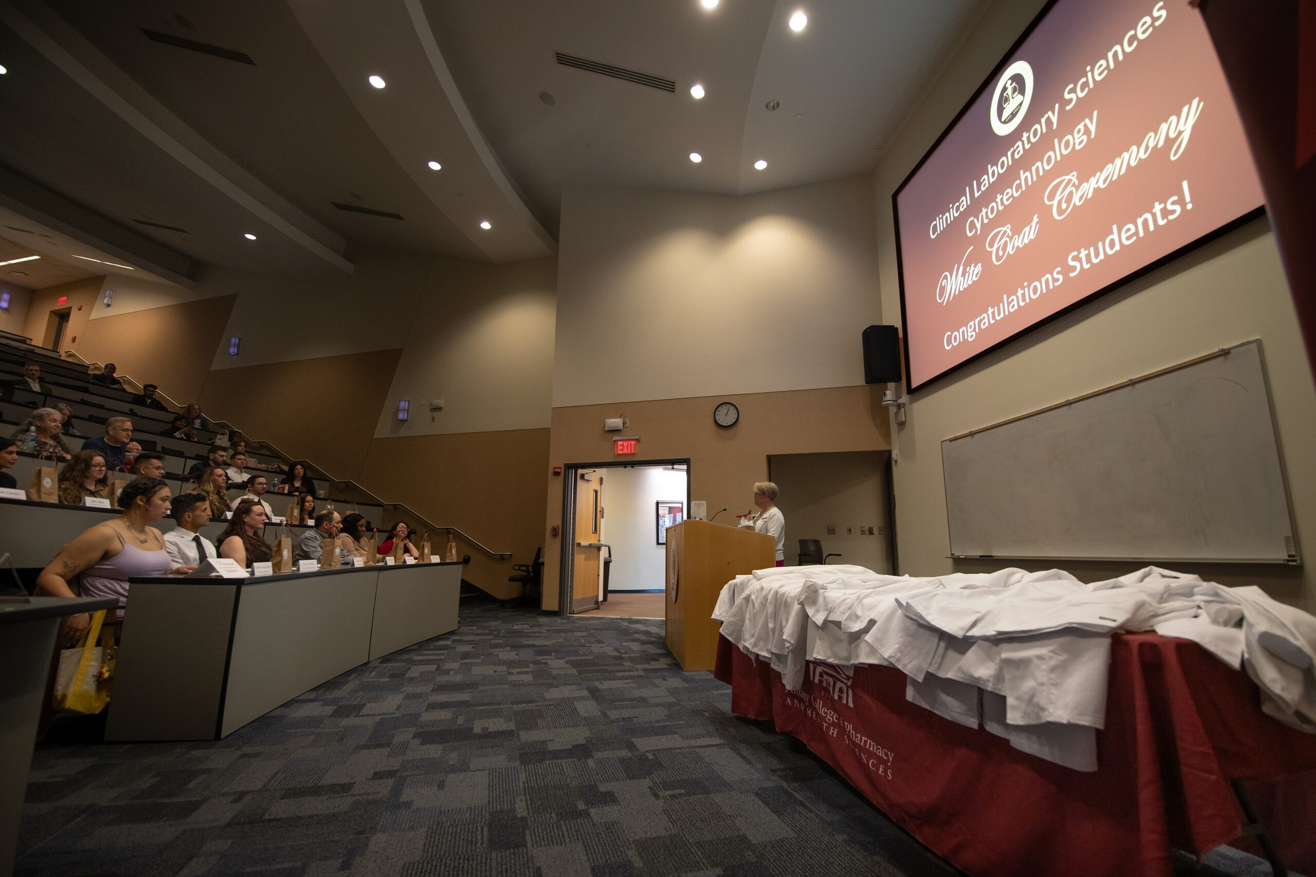 Clinical Lab Sciences and Cytotechnology Students Earn Their White ...